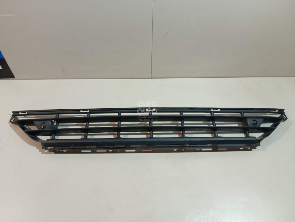 31323775 Решетка бампера Volvo | Запчасти на DRIVE2