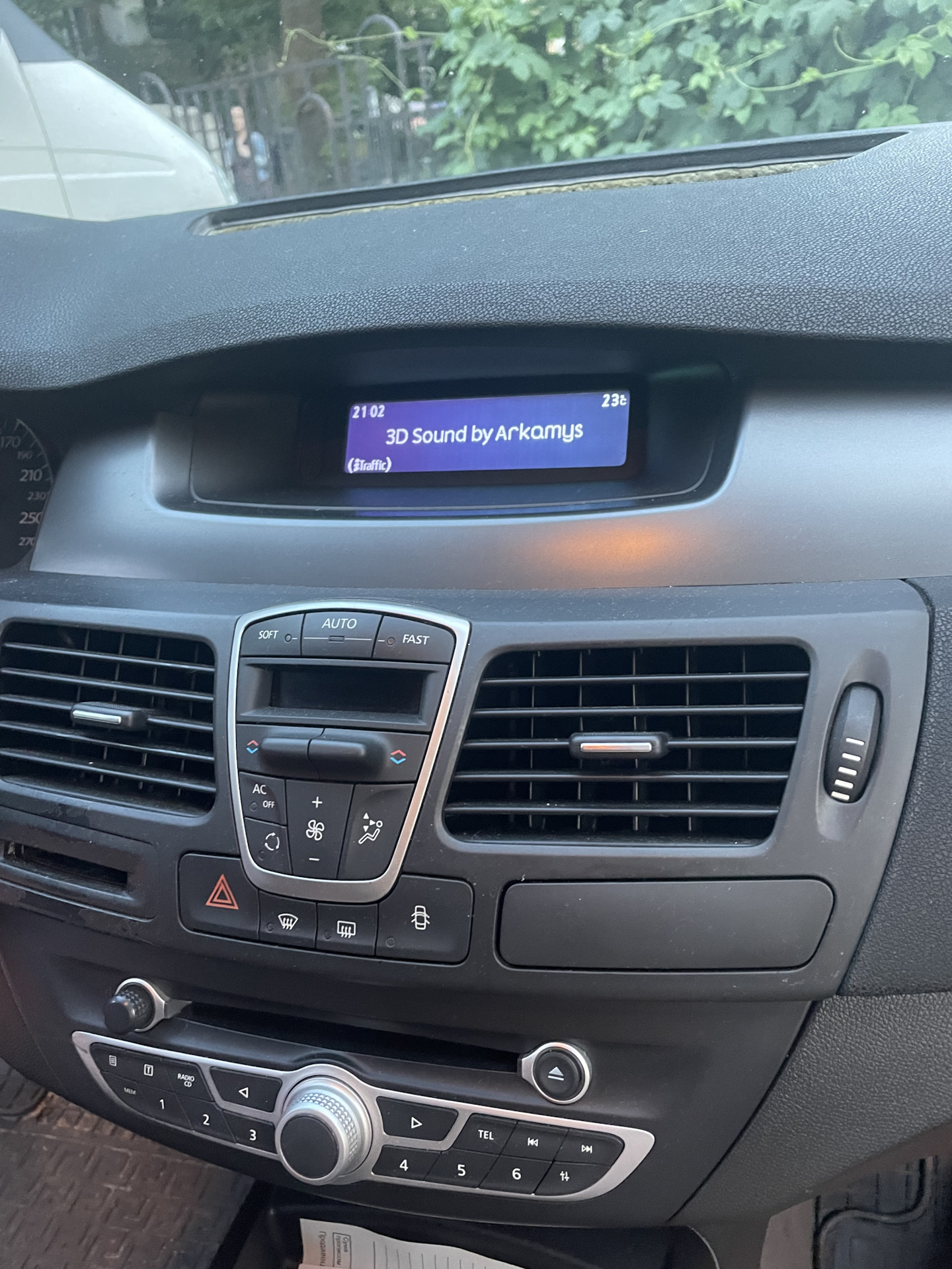 3D sound by Arkamys — Renault Laguna III, 1,5 л, 2009 года | автозвук ...