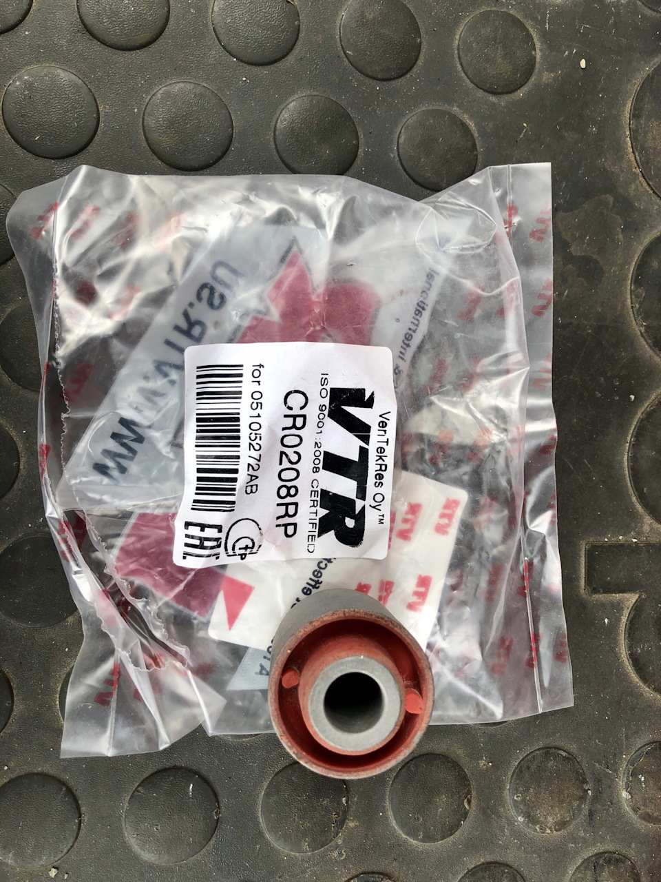 05105272AB Сайлентблок плавающего типа Chrysler | Запчасти на DRIVE2