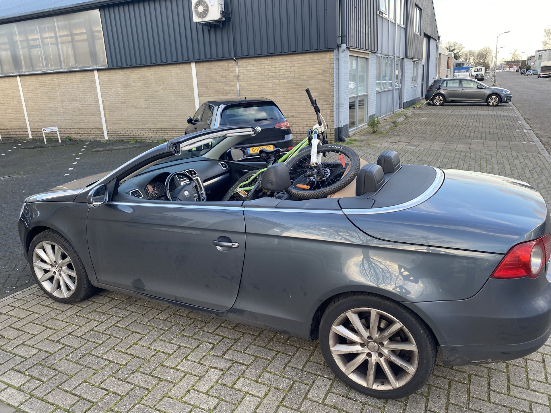 ТО в Нидерландах. Попытка #2 — Volkswagen Eos, 2 л, 2007 года ...