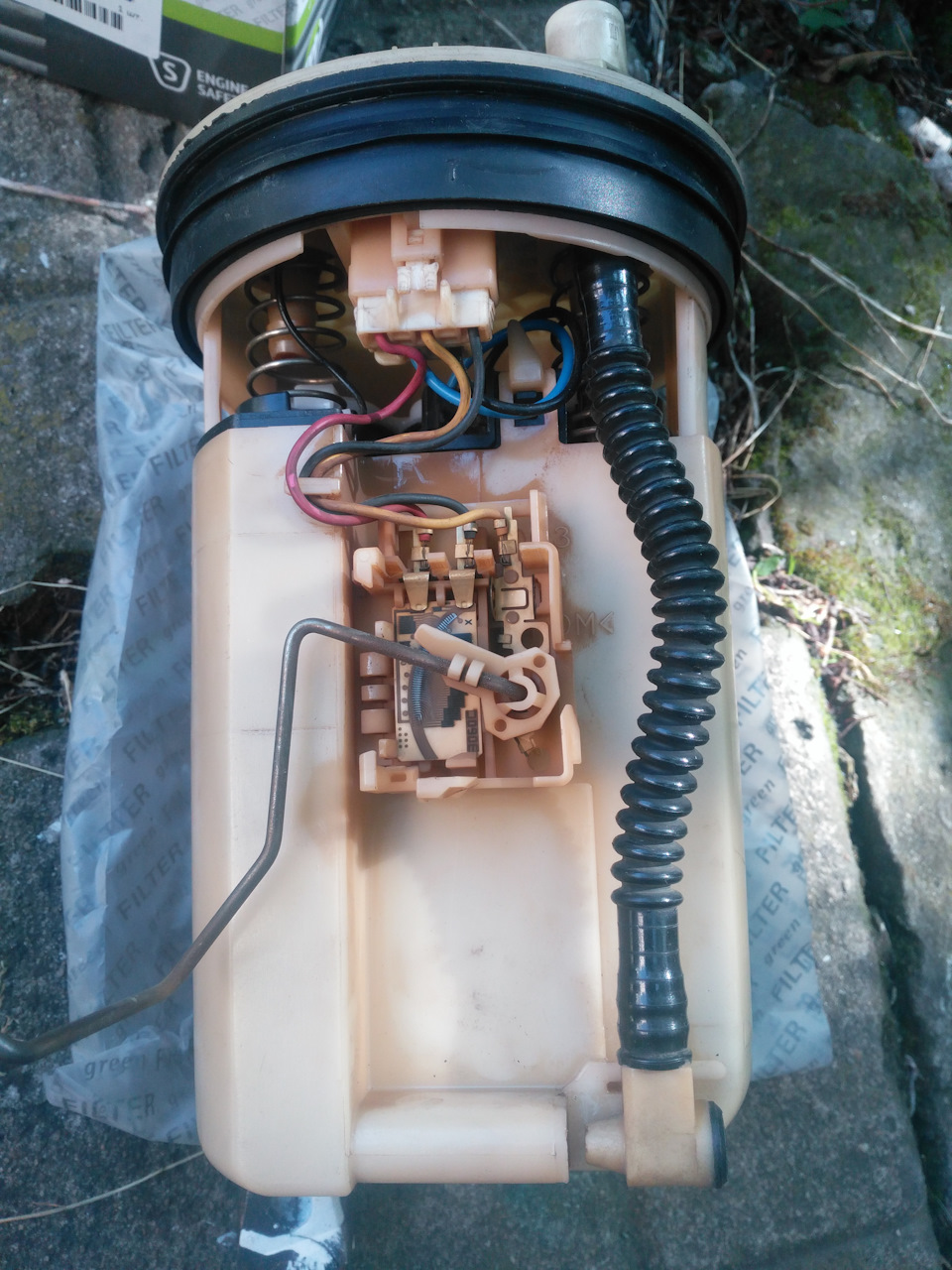 Топливный насос для mitsubishi — Mitsubishi Space Star (1998), 1,8 л ...