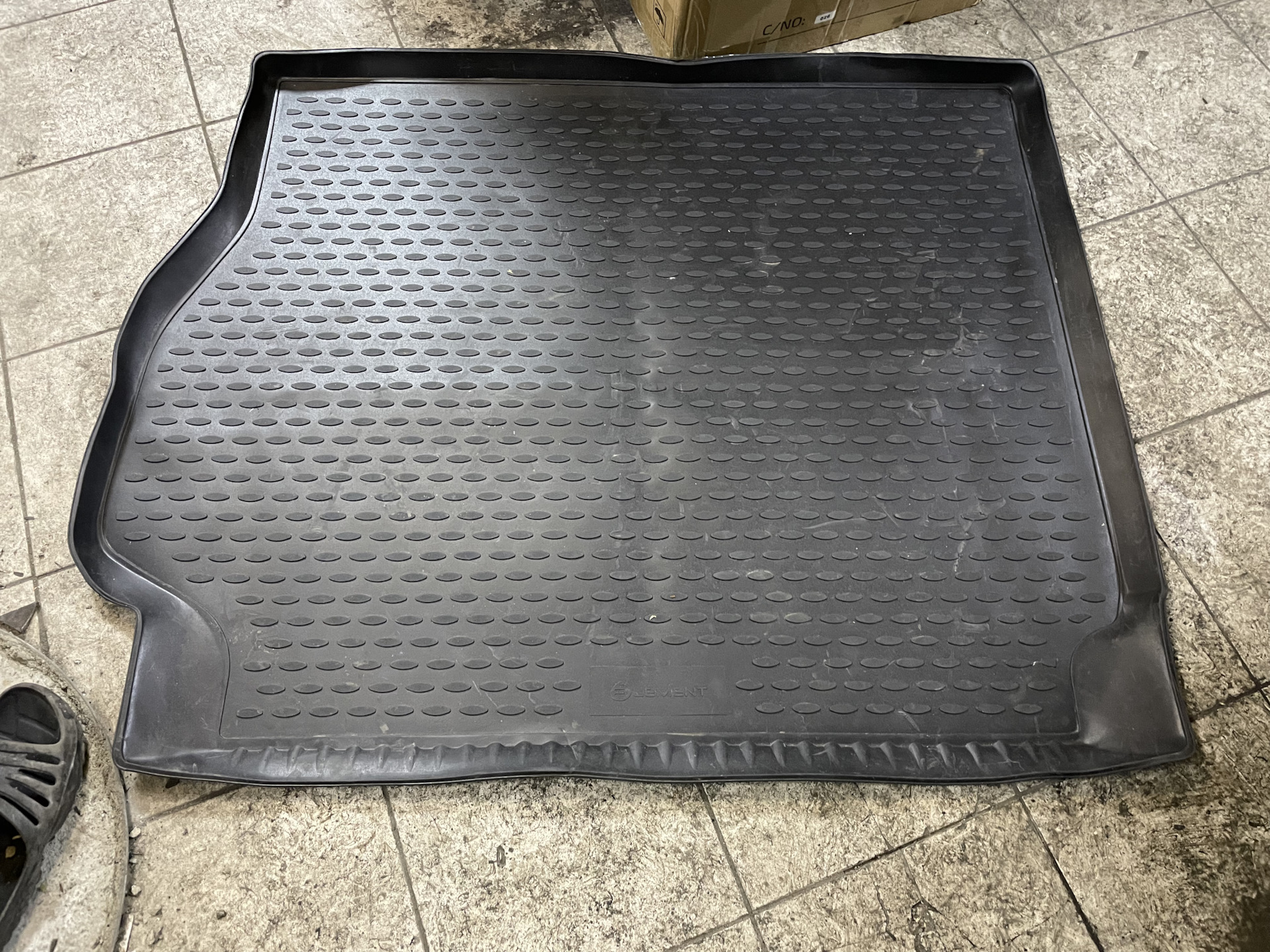 Дооснащение шторкой и коврик багажника — Land Rover Range Rover Sport ...