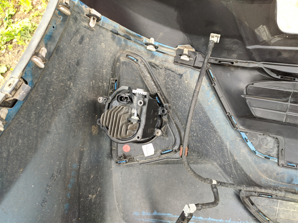 OEM Бампер USA и ПТФ от Lexus — Toyota RAV4 (IV), 2 л, 2015 года ...