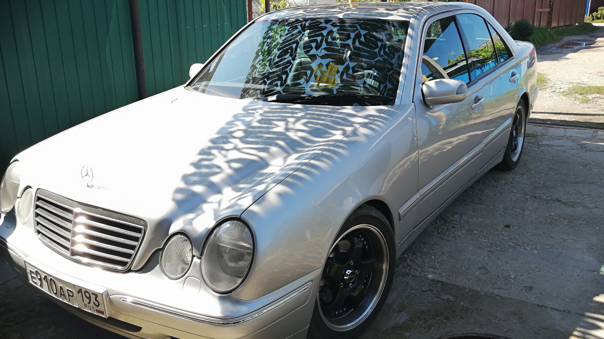 Mercedes-Benz E-class (W210) 2.4 бензиновый 2000 | Мурзик E240 на DRIVE2