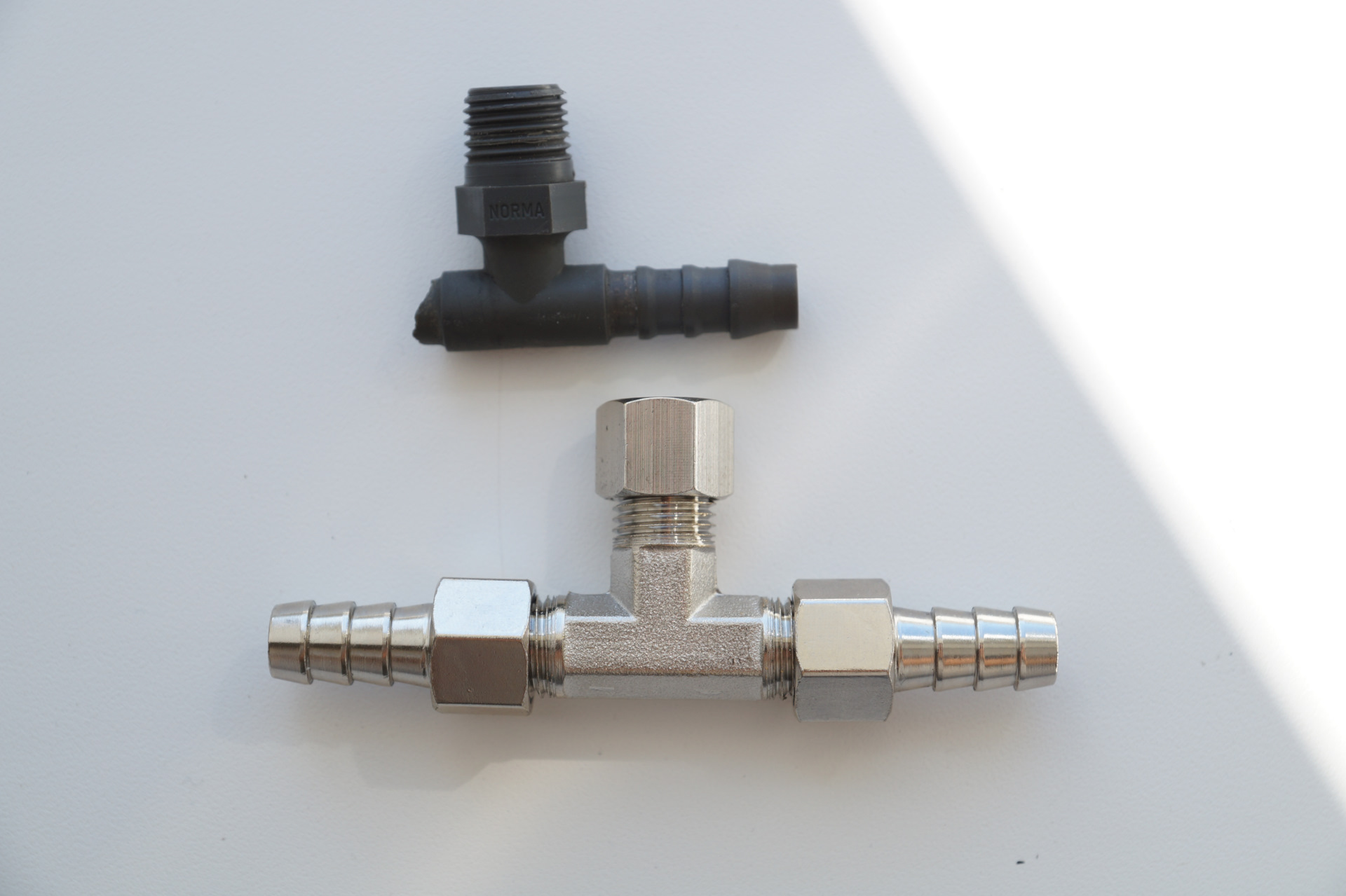 LR027661 в стиле конструктивизм. — Land Rover Range Rover Sport (1G), 4 ...