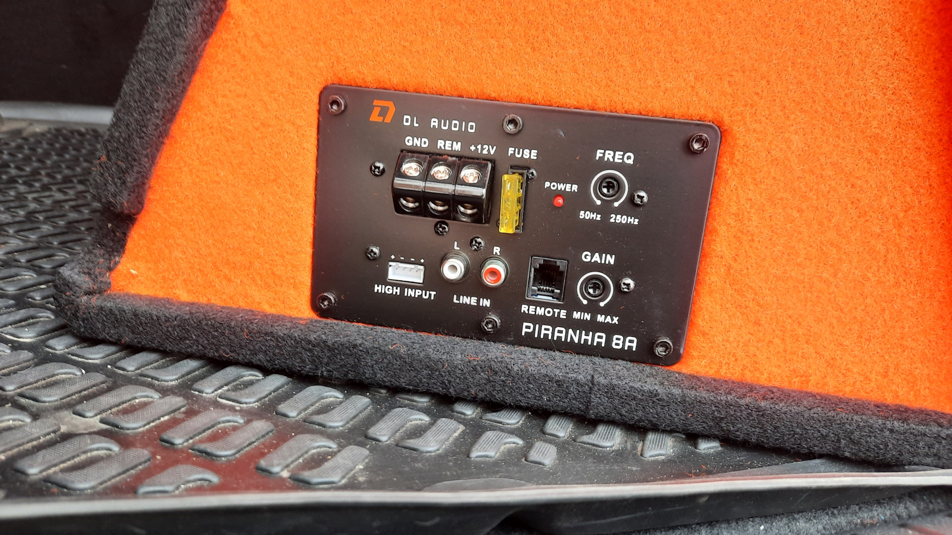 DL Audio Piranha 8A бюджетный сабвуфер? ДОСТУПНЫЙ и КОМПАКТНЫЙ ...