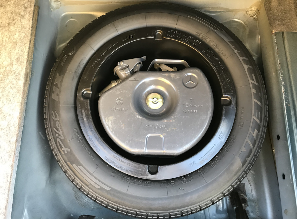 Топливная канистра BERNSBACH — Mercedes-Benz E-Class (W124), 2,8 л ...