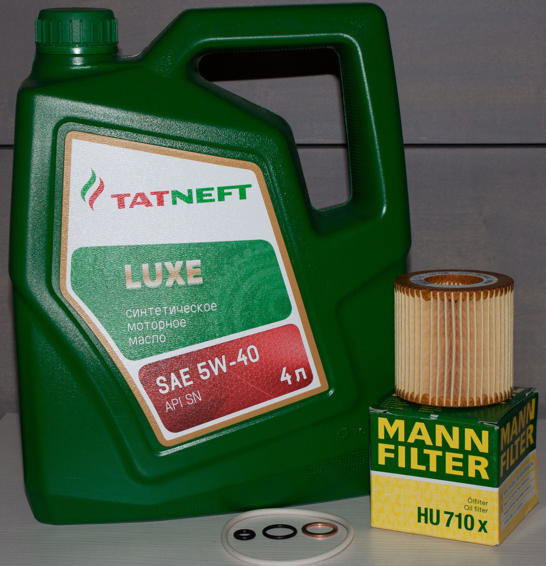 Расходники. ТАТНЕФТЬ LUXE 5W40 SN. — Skoda Fabia Mk2, 1,2 л, 2013 года ...