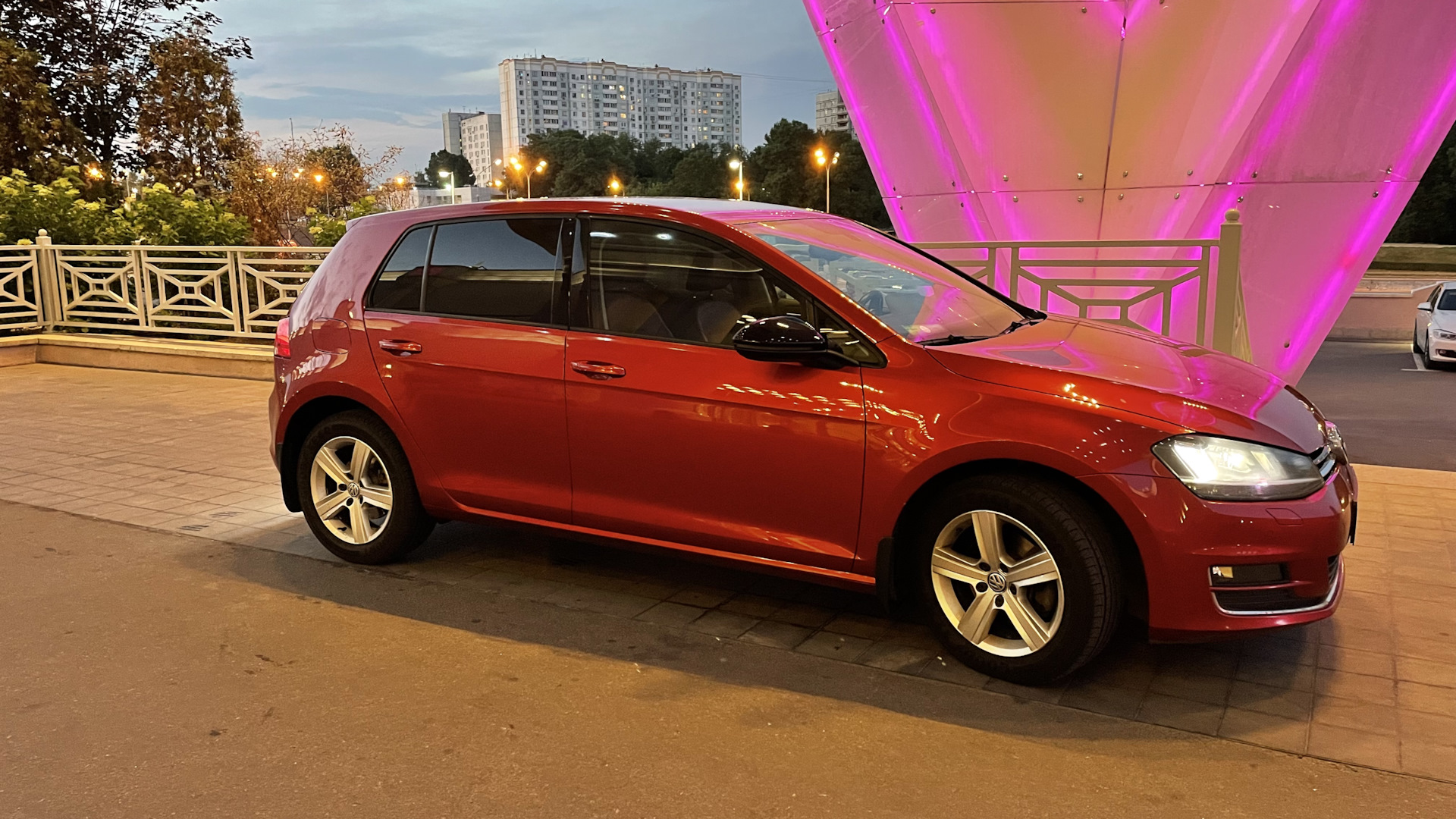 Volkswagen Golf Mk7 1.4 бензиновый 2013 | Sunset red на DRIVE2