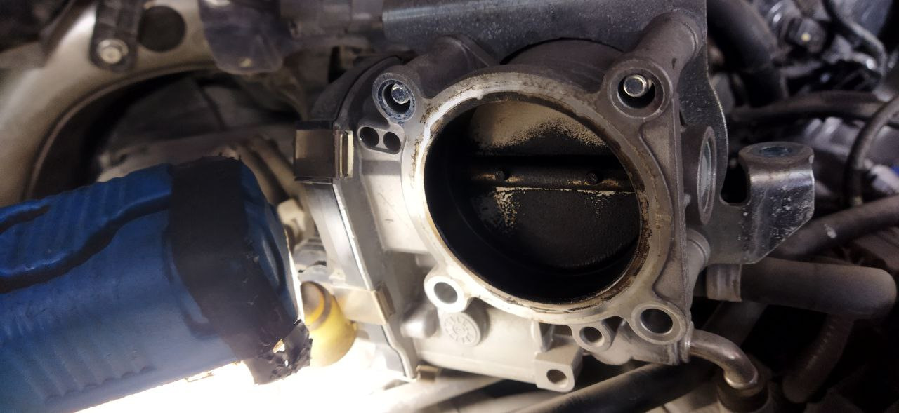 Синий дым из выхлопной — Subaru Ascent, 2,4 л, 2019 года | визит на ...