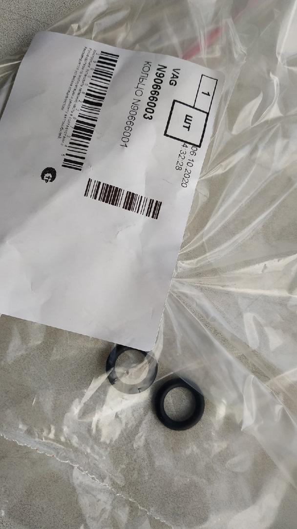 Решетки, сигнал и мойка радиаторов — Volkswagen Touareg (1G), 3 л, 2008 ...