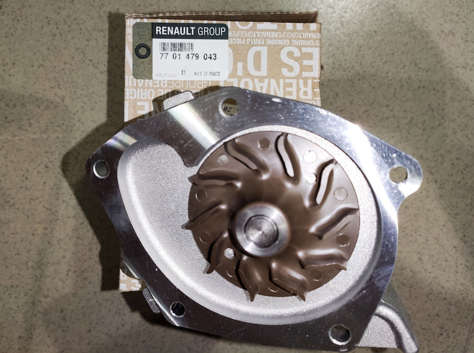 7701479043 Насос системы охлаждения двигателя RENAULT | Запчасти на DRIVE2