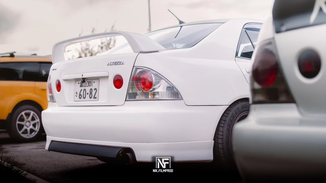 Toyota Altezza 2.0 бензиновый 1999 | TRD Style ホワイトパール на DRIVE2