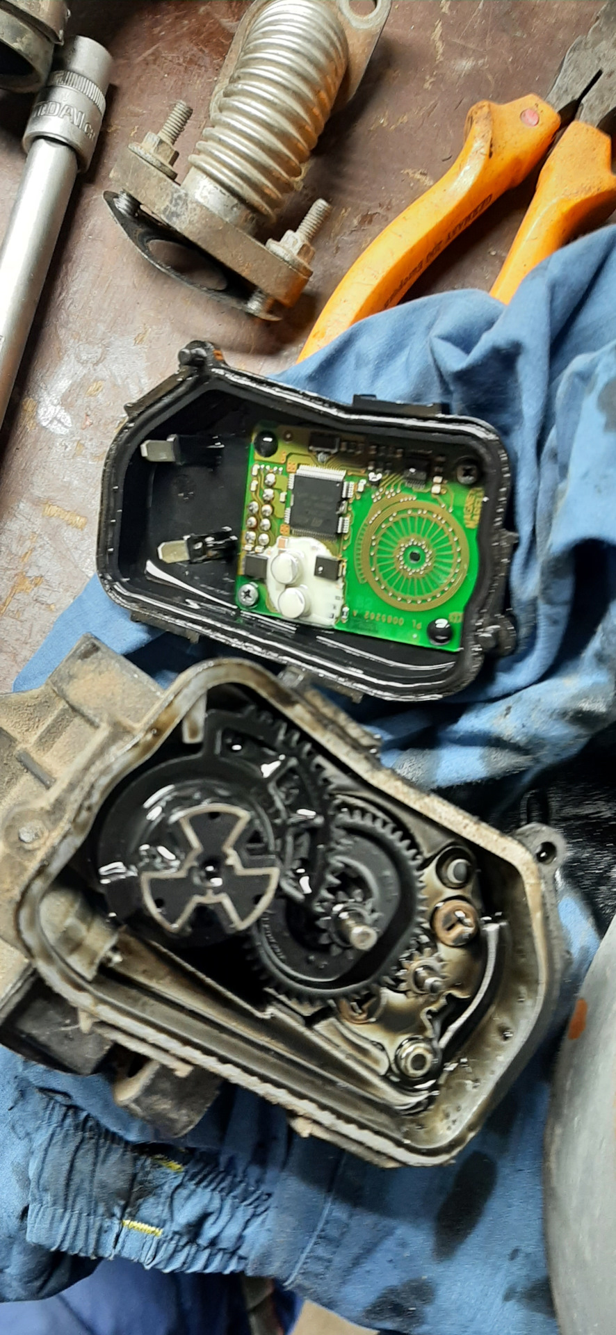 Ошибки P0380-08, P0250-04, P1125-61, замена левого привода — Opel Astra H, 1,9 л, 2007 года ...