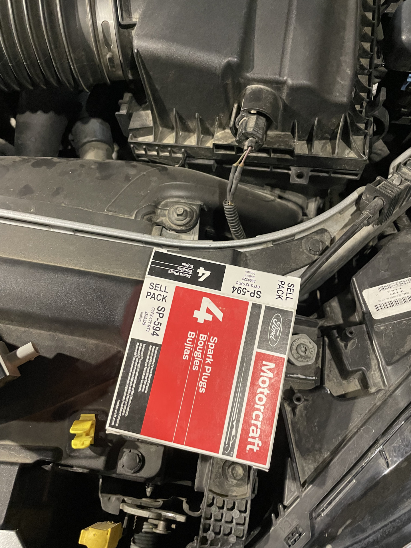 Замена свечей . — Ford Fusion (America) (2G), 2,7 л, 2017 года | своими ...