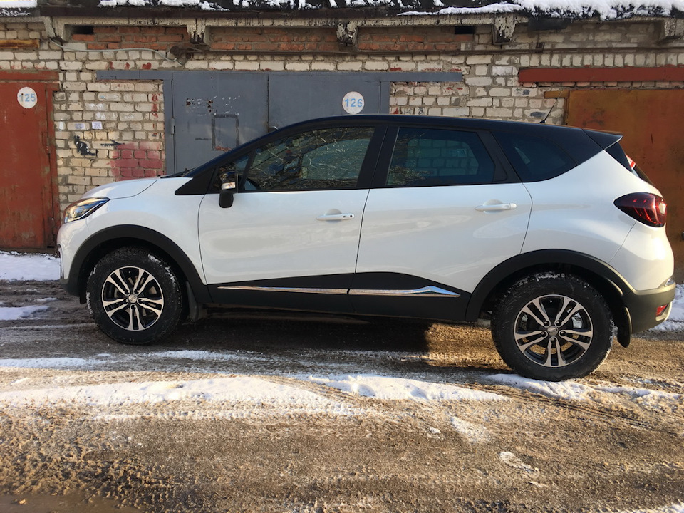 Резина, диски, болты, домкрат — Renault Kaptur (2016), 2 л, 2017 года ...
