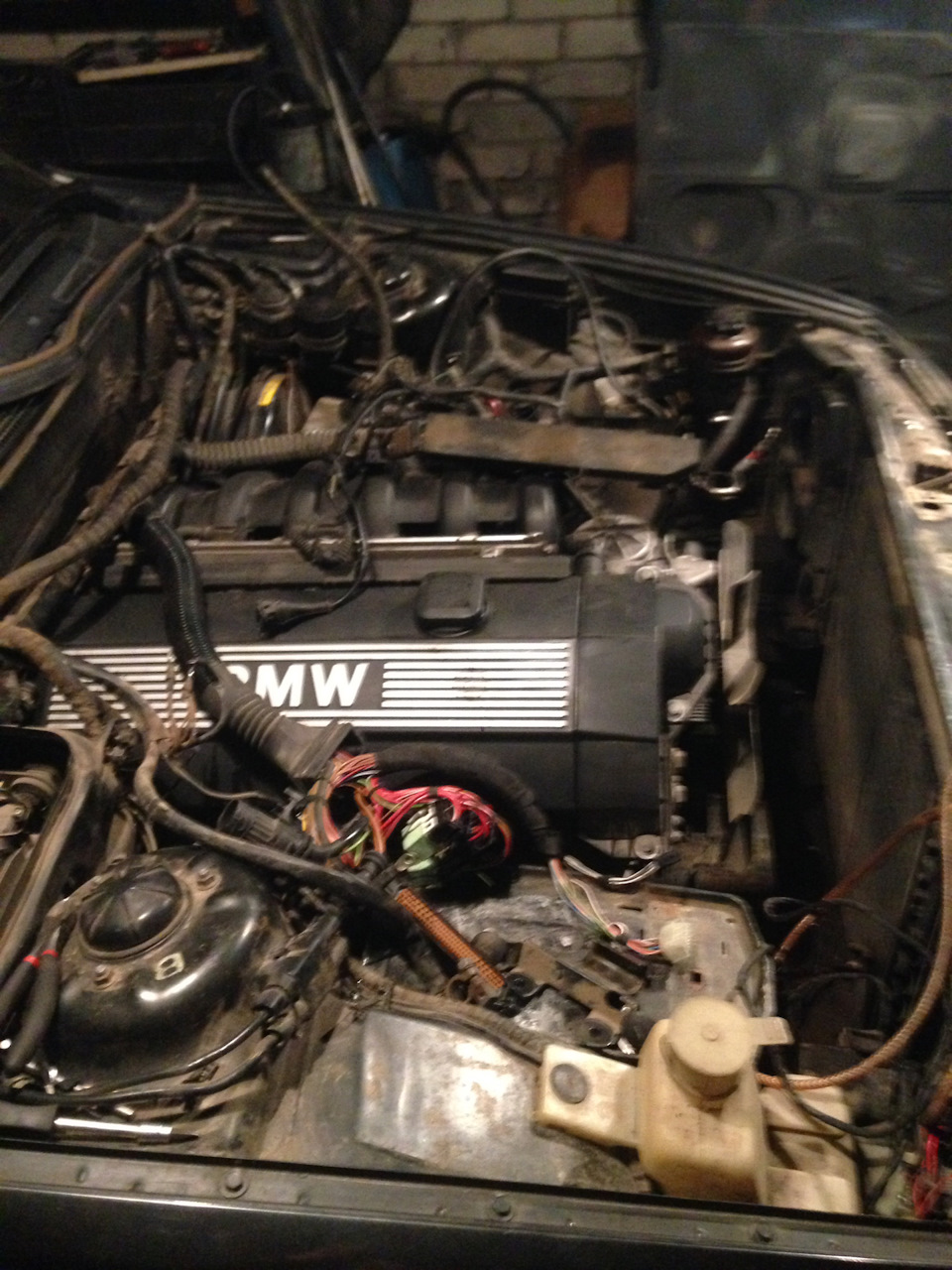 Замена пыльников переднего правого привода на Volvo XC90 2.9 — Volvo XC90 (1G), 2,9 л, 2005 года ...