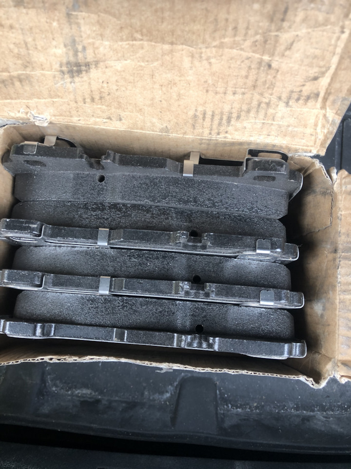 A000420800064 Комплект колодок тормозных 4шт MERCEDES | Запчасти на DRIVE2