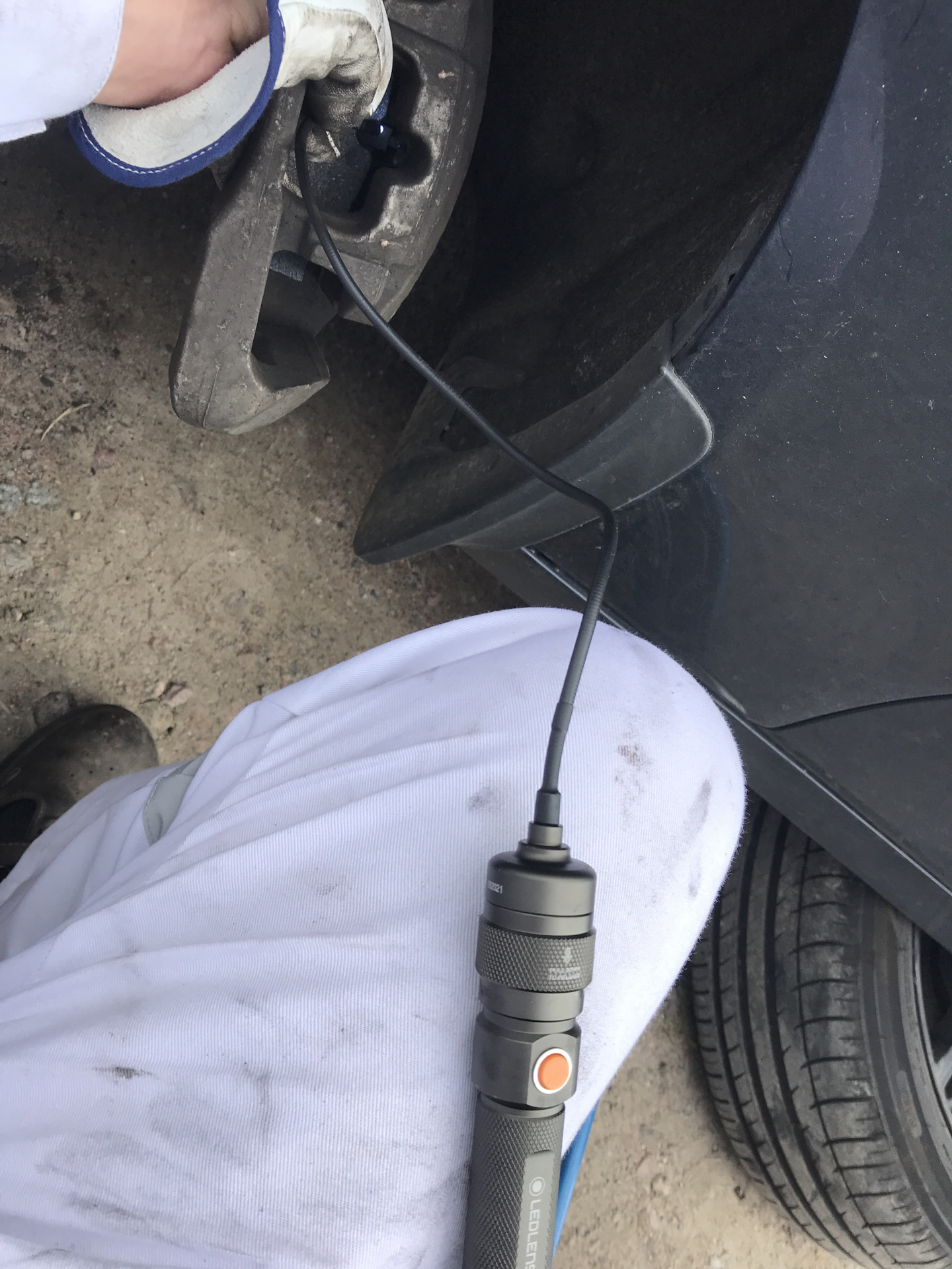 Замена тормозных дисков «в круг» — BMW 5 series (F10), 3 л, 2010 года ...