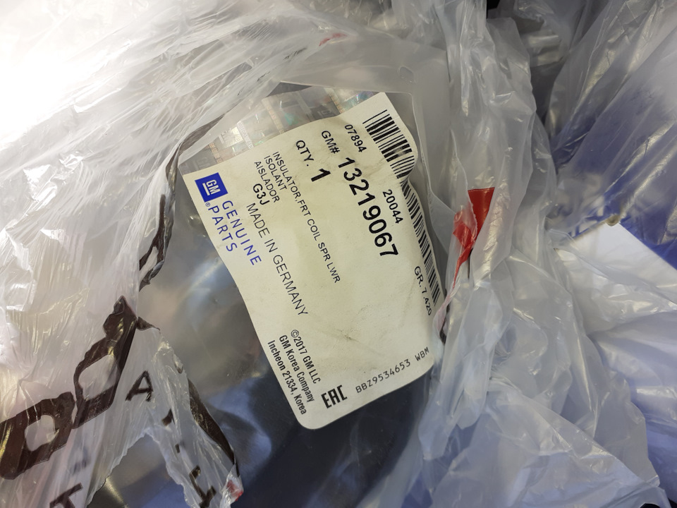 Замена передних амортизаторов на Sachs — Opel Astra J, 1,6 л, 2011 года ...