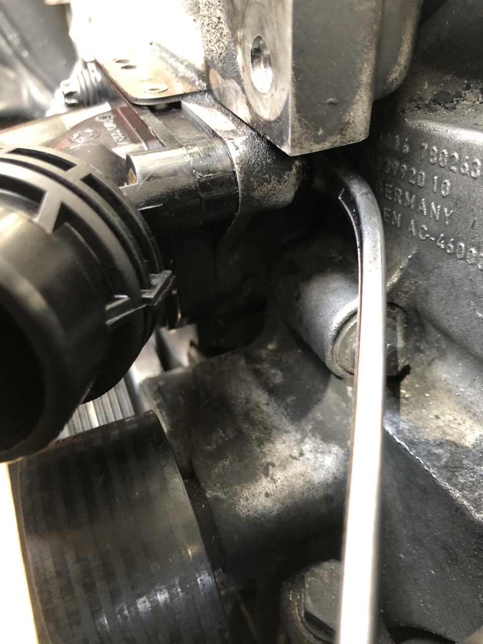 Замена помпы или новый любимый болт — BMW X5 (E70), 3 л, 2010 года ...