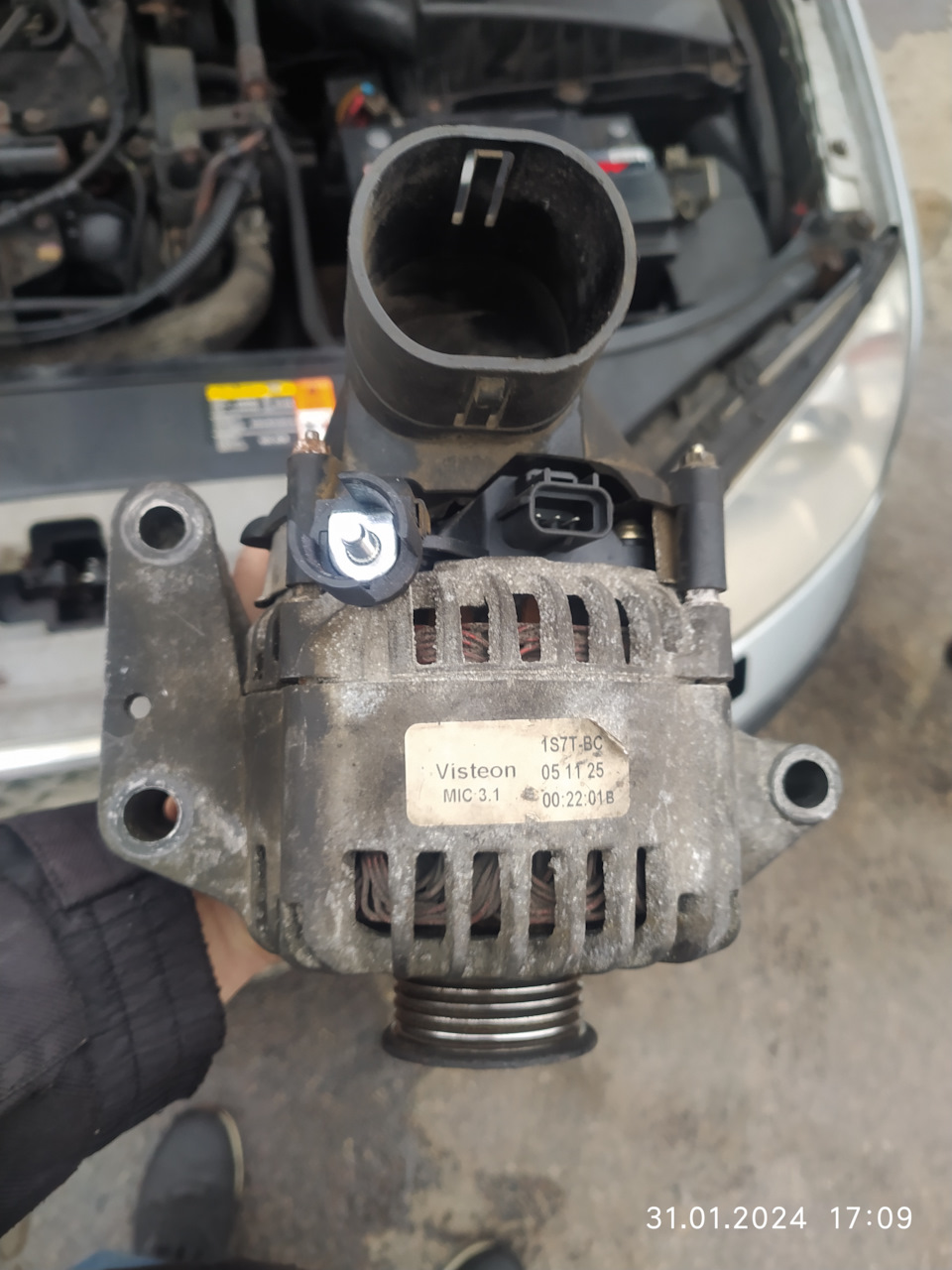 Снятие и установка генератора форд Мондео 3 — Ford Mondeo III, 2,2 л ...