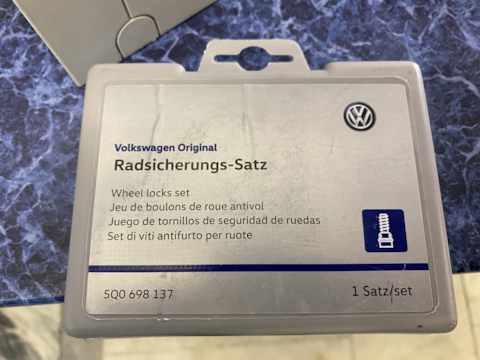5Q0698137 комплект секреток VAG | Запчасти на DRIVE2