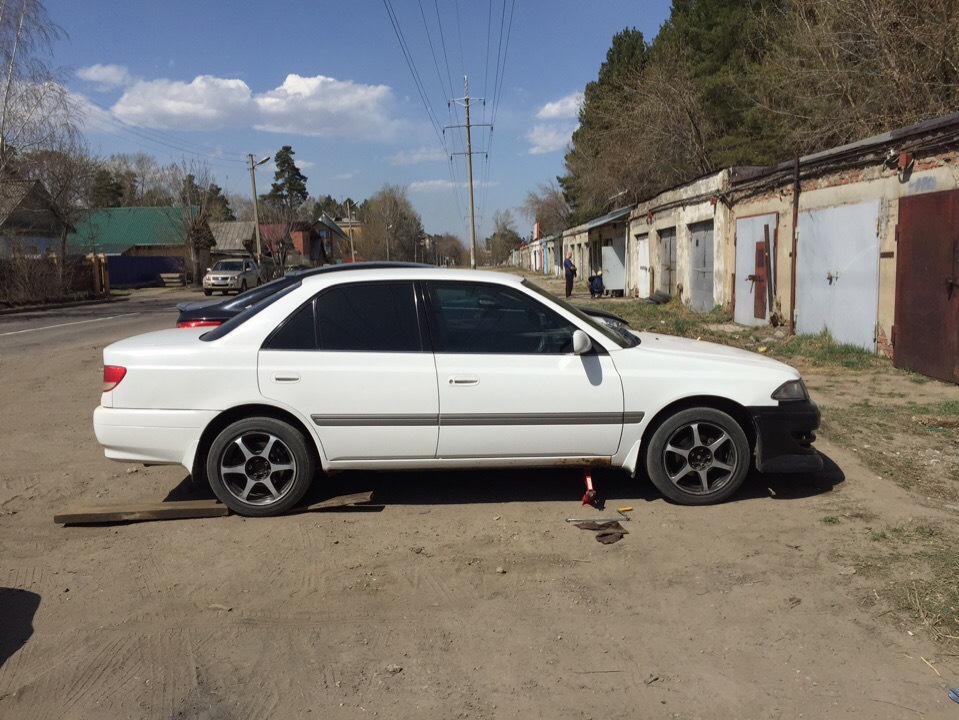 Супорта в красный гоночный! — Toyota Carina (7G), 1,8 л, 1997 года | стайлинг | DRIVE2