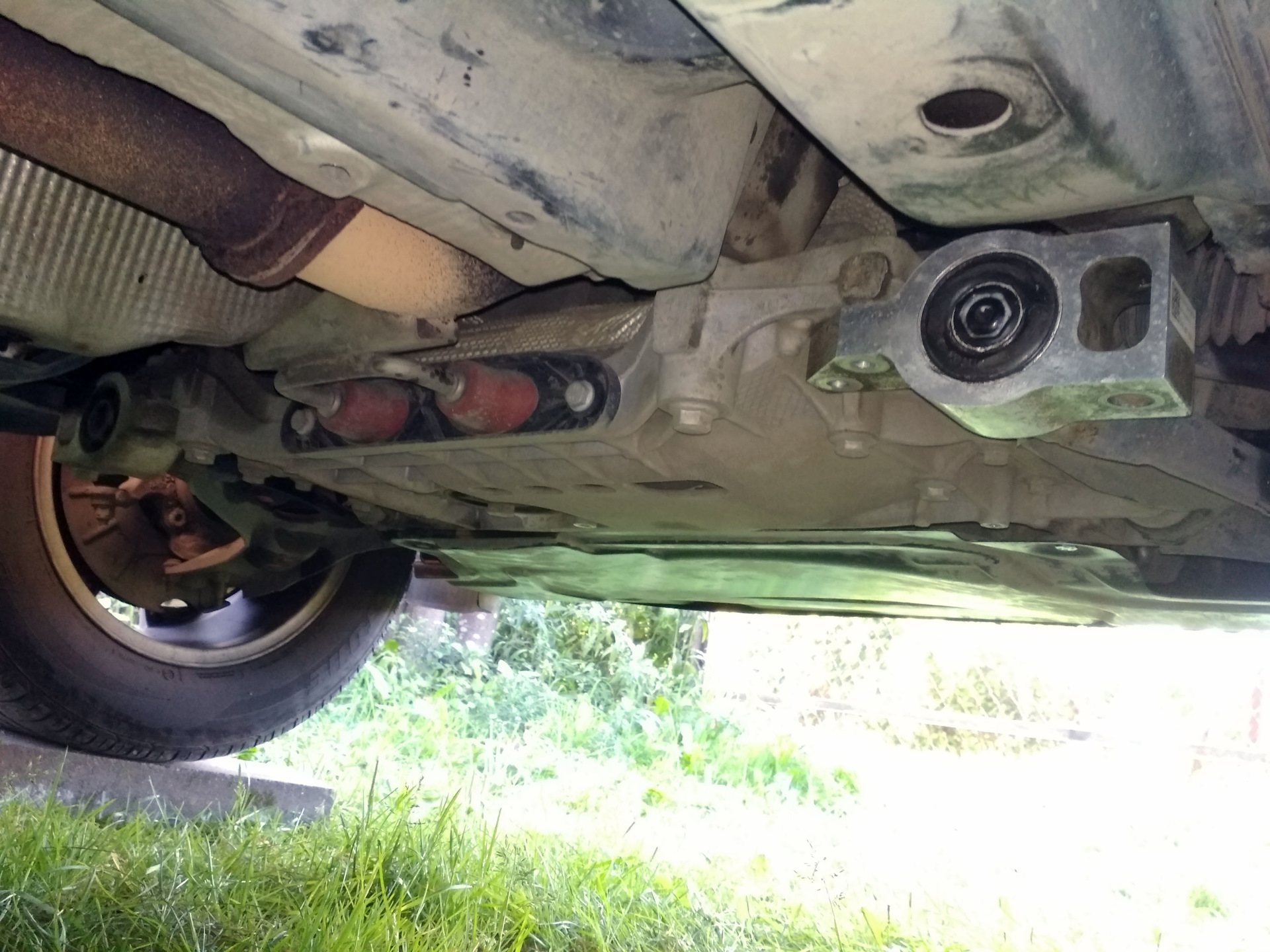 Замена сайлентблоков от AUDI TT RS — Volkswagen Tiguan (1G), 1,4 л ...