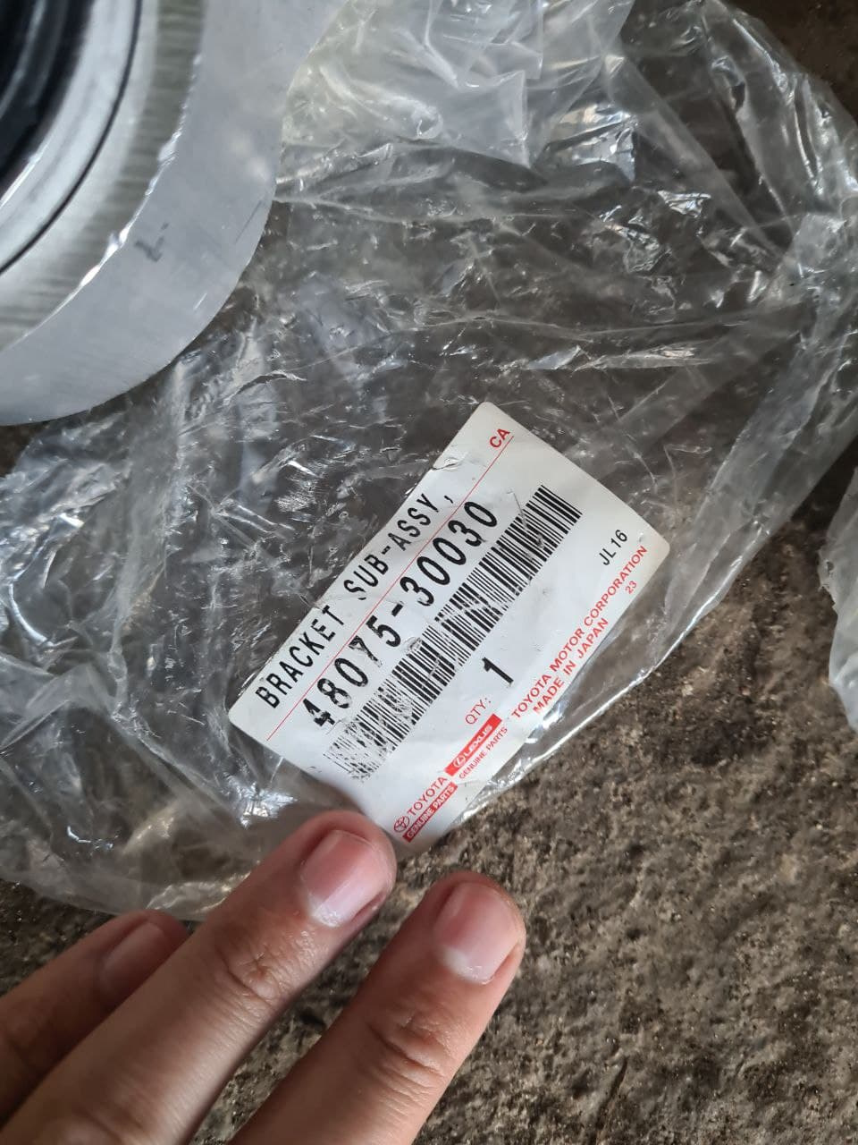 Замена амортизаторы KYB, сайлентблоки — Lexus GS 450h (1G), 3,5 л, 2008 ...