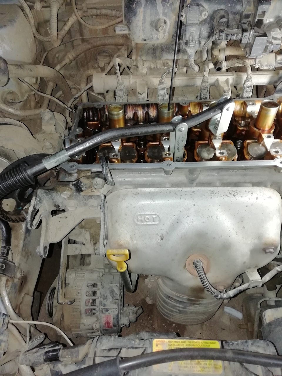 Замена маслосъёмных колпачков — Hyundai Accent (2G), 1,5 л, 2006 года ...