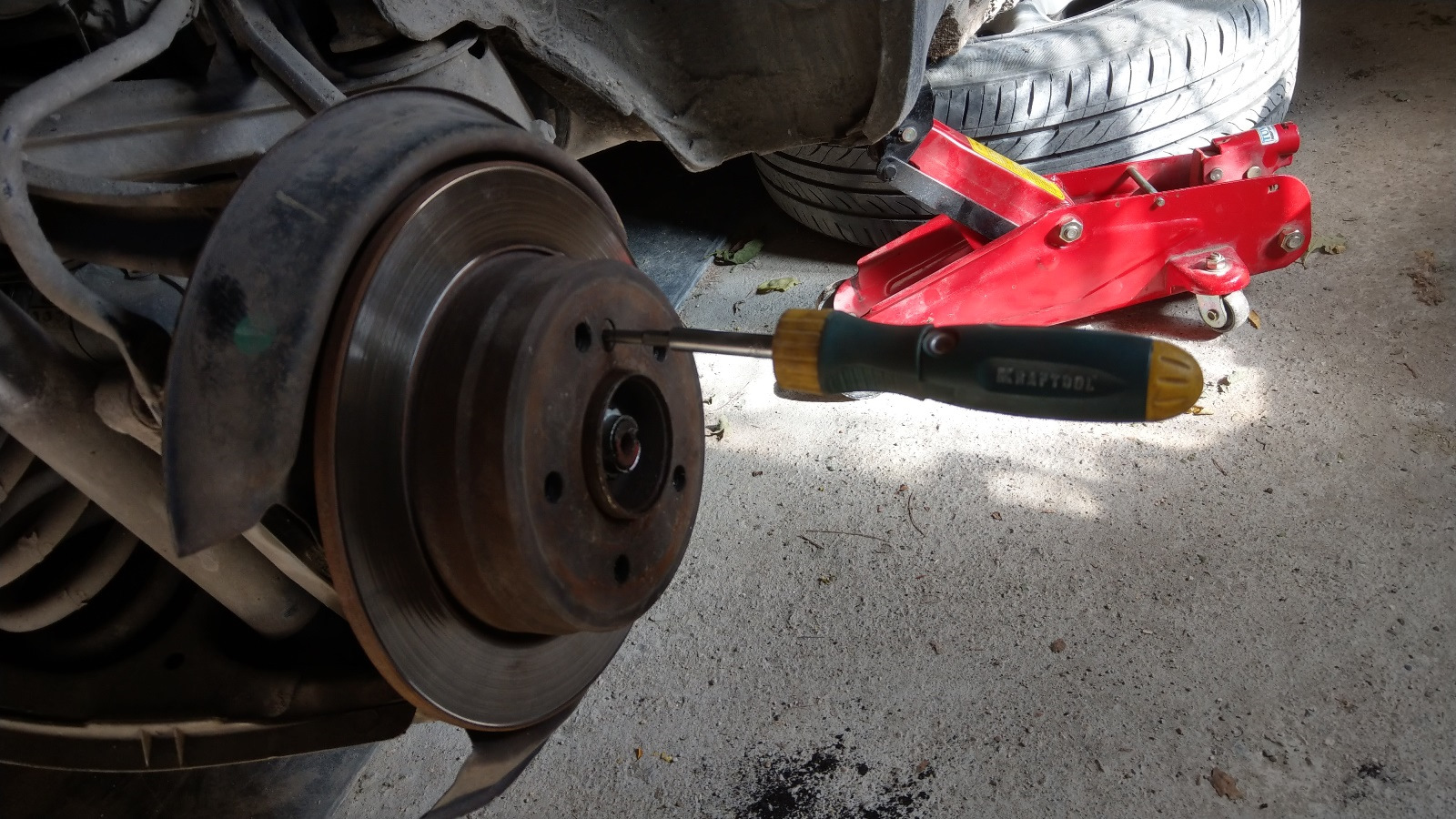 повышенный шум колёс — Mercedes-Benz C-Class (W202), 2 л, 1995 года ...