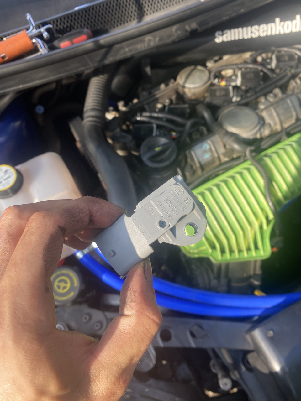 Датчик давления топлива и датчик МАПа — Ford Focus ST II, 2,5 л, 2006 ...