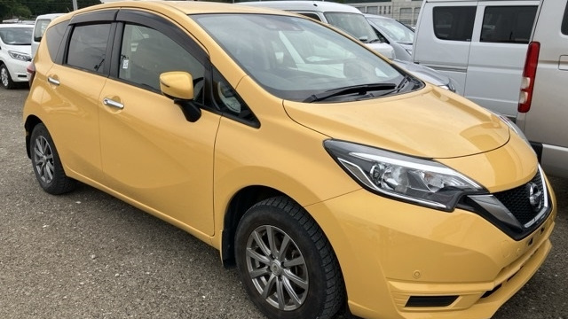 Nissan Note (2G) 1.2 бензиновый 2019 | black and yellow на DRIVE2