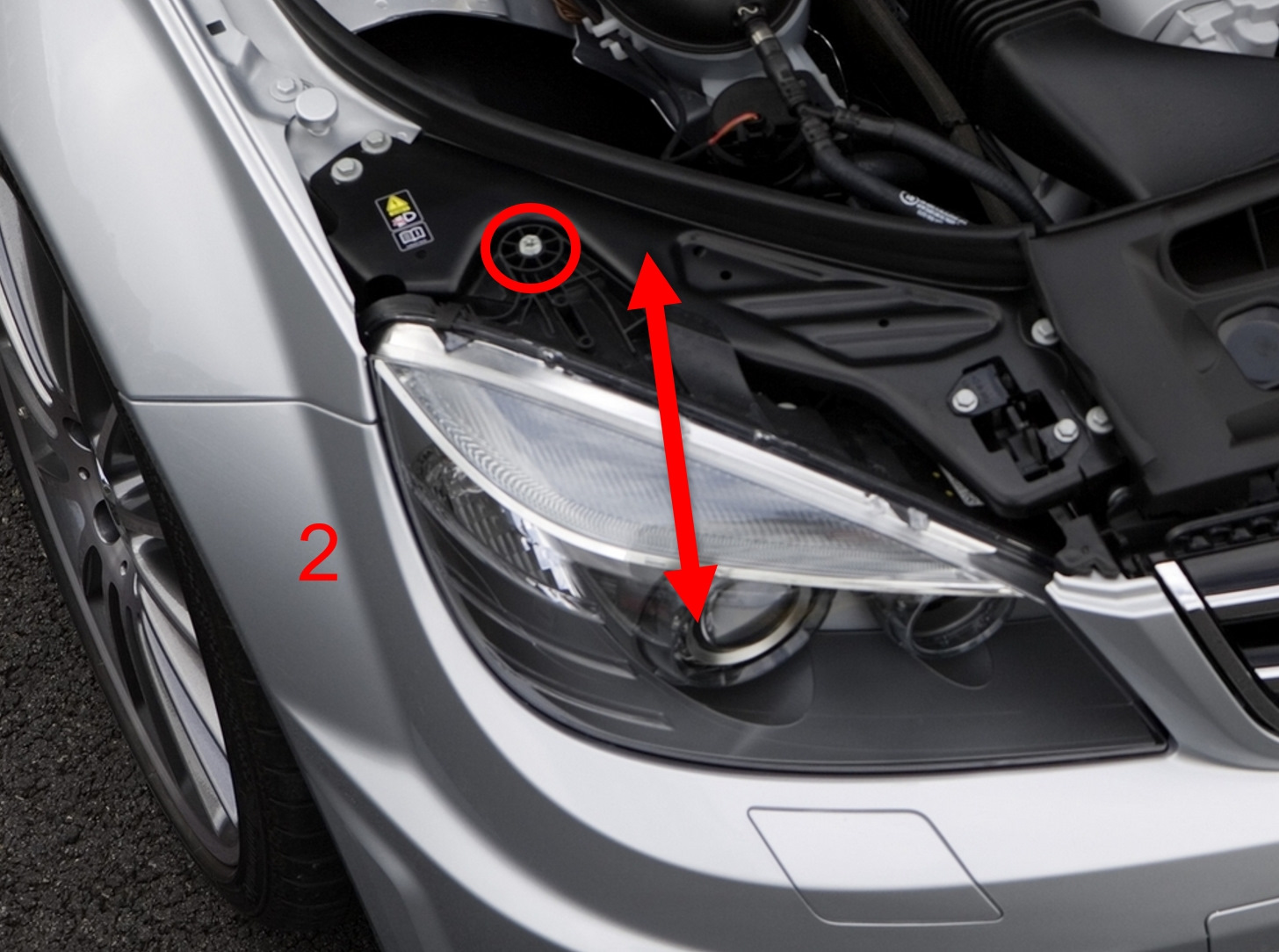 Регулировка зазоров кузовных деталей Mercedes w204 2007-2011 — Mercedes ...