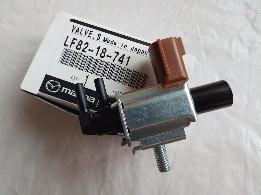 Электромагнитный клапан Mazda LF82-18-741 — Mazda 3 (2G) BL, 2 л, 2008 ...