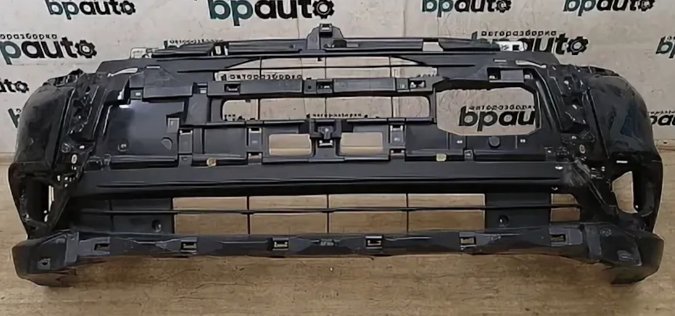 Передний бампер — Mitsubishi Outlander (3G), 3 л, 2015 года | запчасти ...