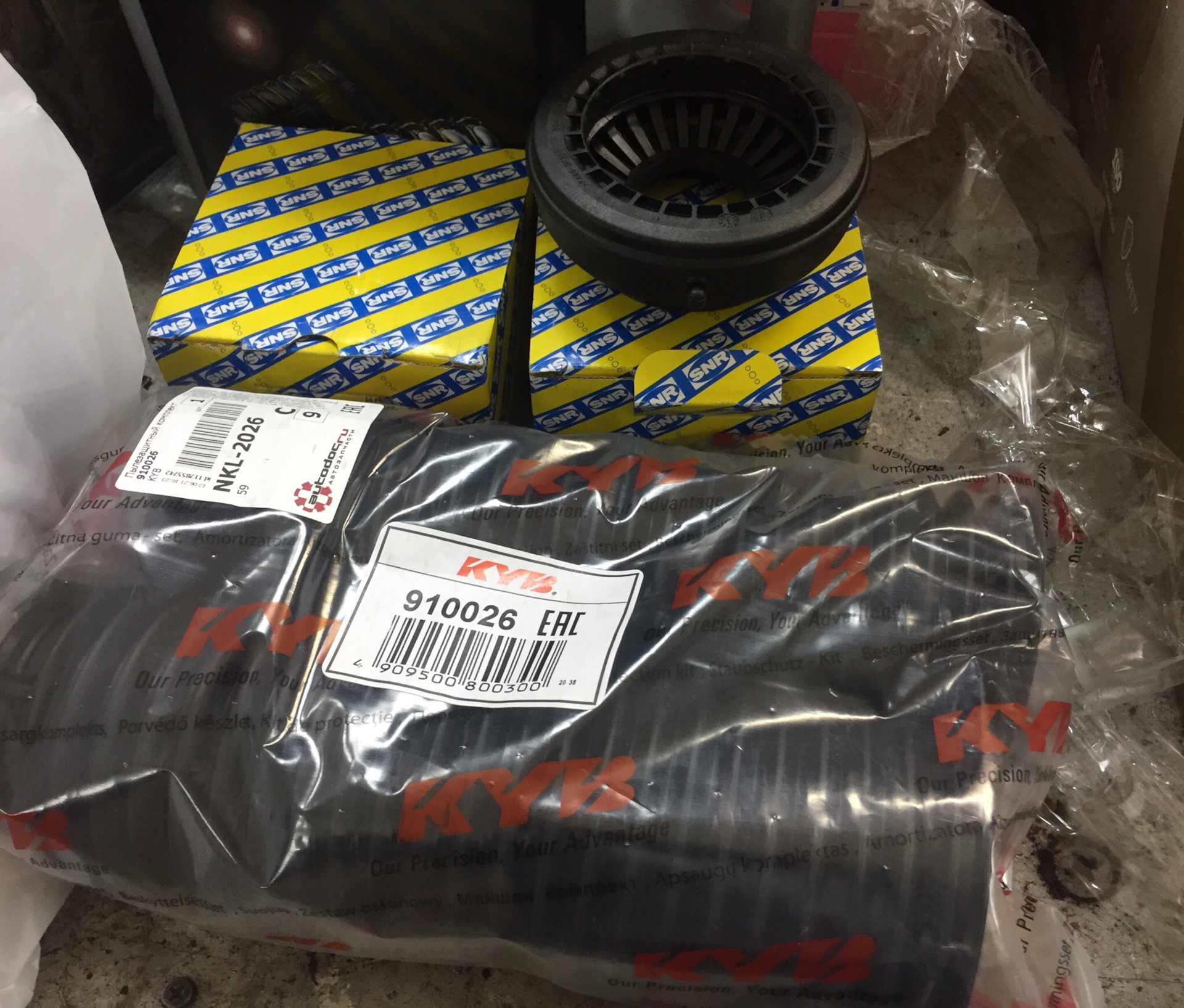 #24 Передняя подвеска ч.1, упоры багажника, тормозная жидкость — Ford ...