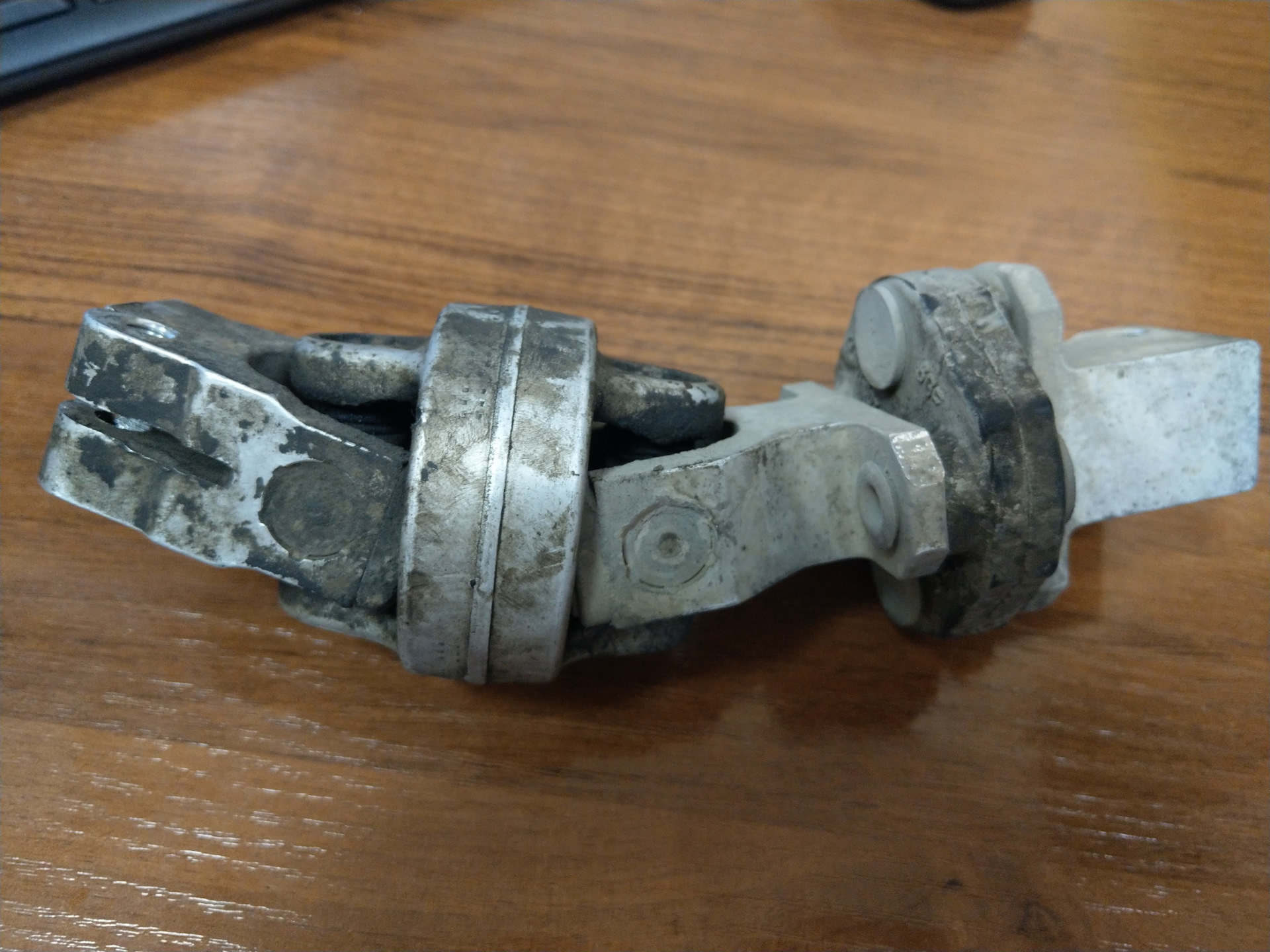 Замена и кодирование в NCS датчика угла поворота руля LWS и рулевого ...