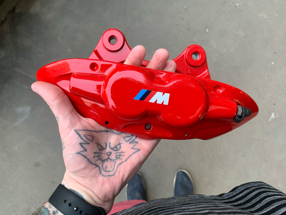 Замена тормозов на M-Performance — BMW 3 series Touring (F31), 3 л ...