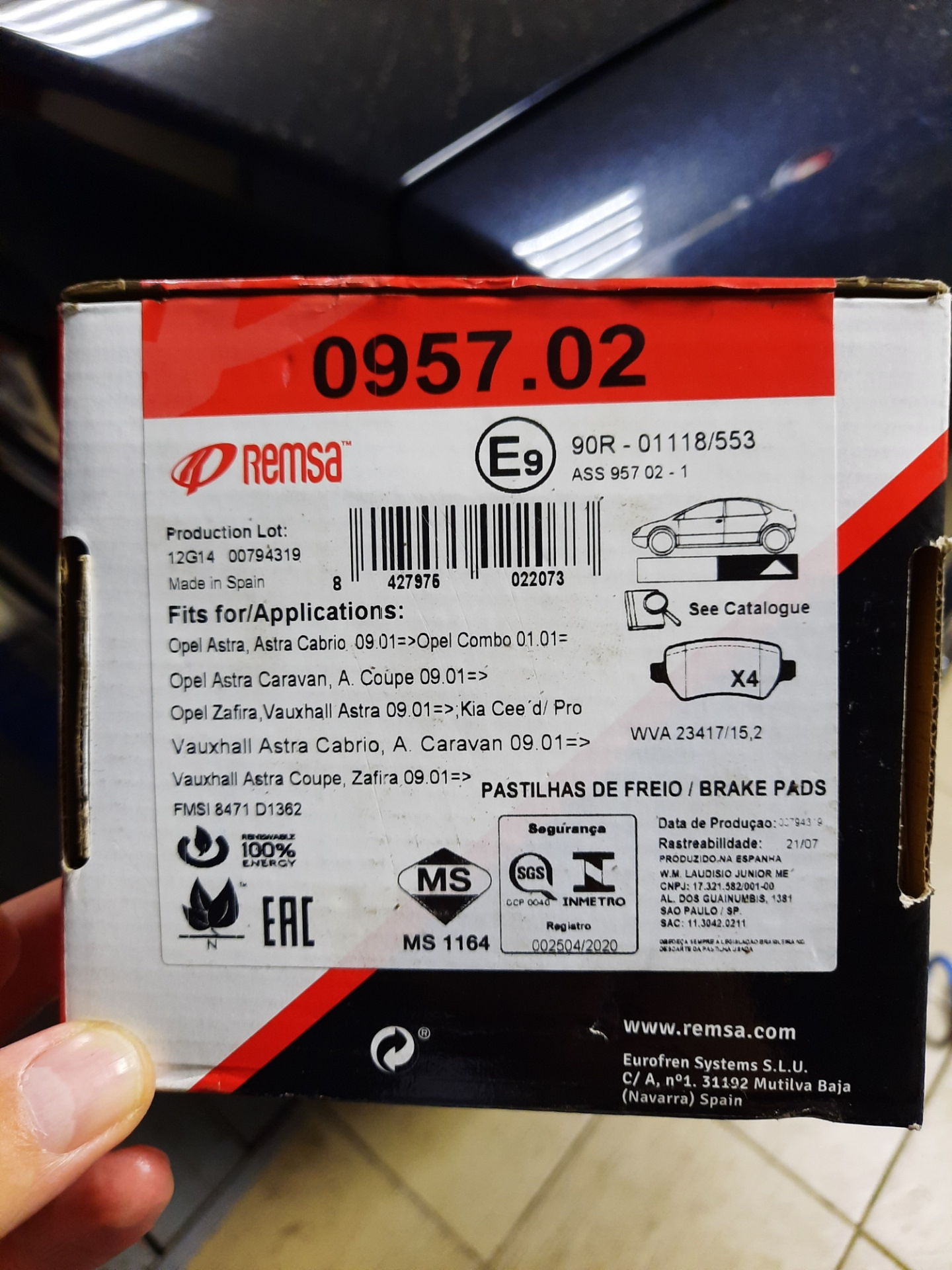 Замена сайлентблоков задней балки, задних тормозных колодок и ревизия ...