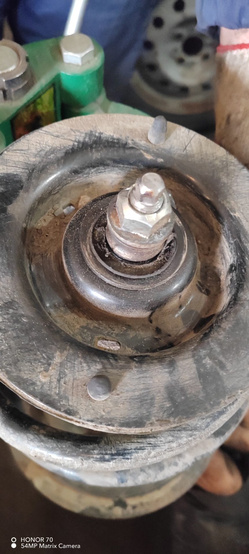 Работа по подвеске — Geely Emgrand X7, 2 л, 2014 года | визит на сервис ...