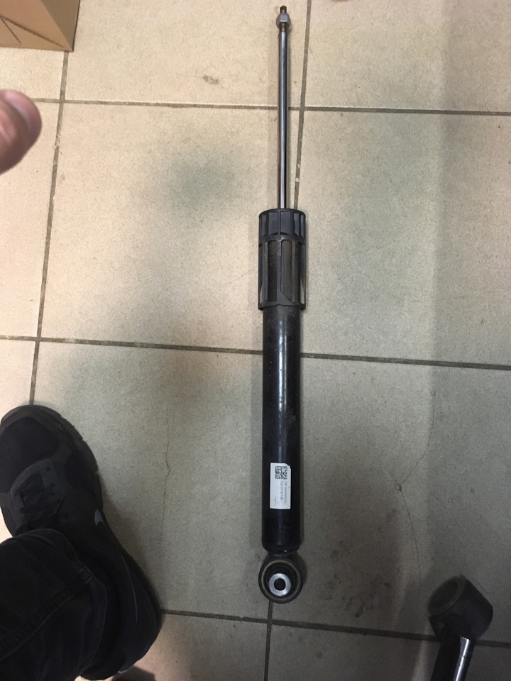 5Q0513029DF ГАЗОНАПОЛНЕННЫЙ АМОРТИЗАТОР VAG | Запчасти на DRIVE2