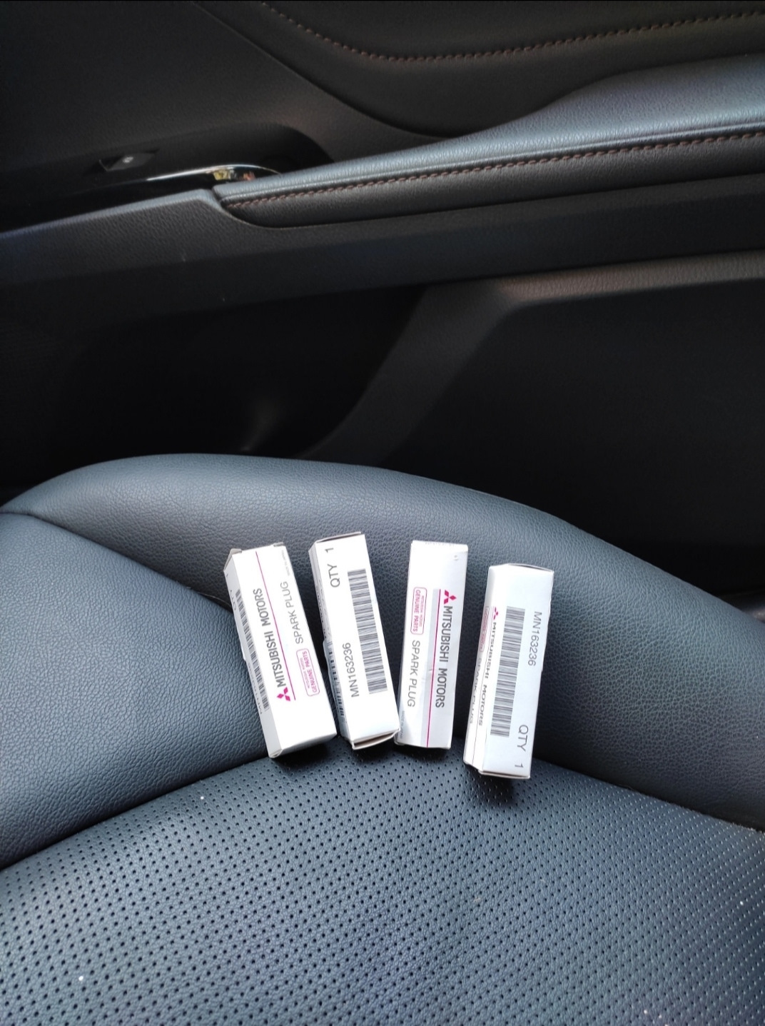 Про запас. Да. — Mitsubishi Outlander (3G), 2 л, 2013 года | запчасти ...