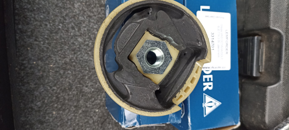 3314701 Опора двигателя LEMFORDER | Запчасти на DRIVE2