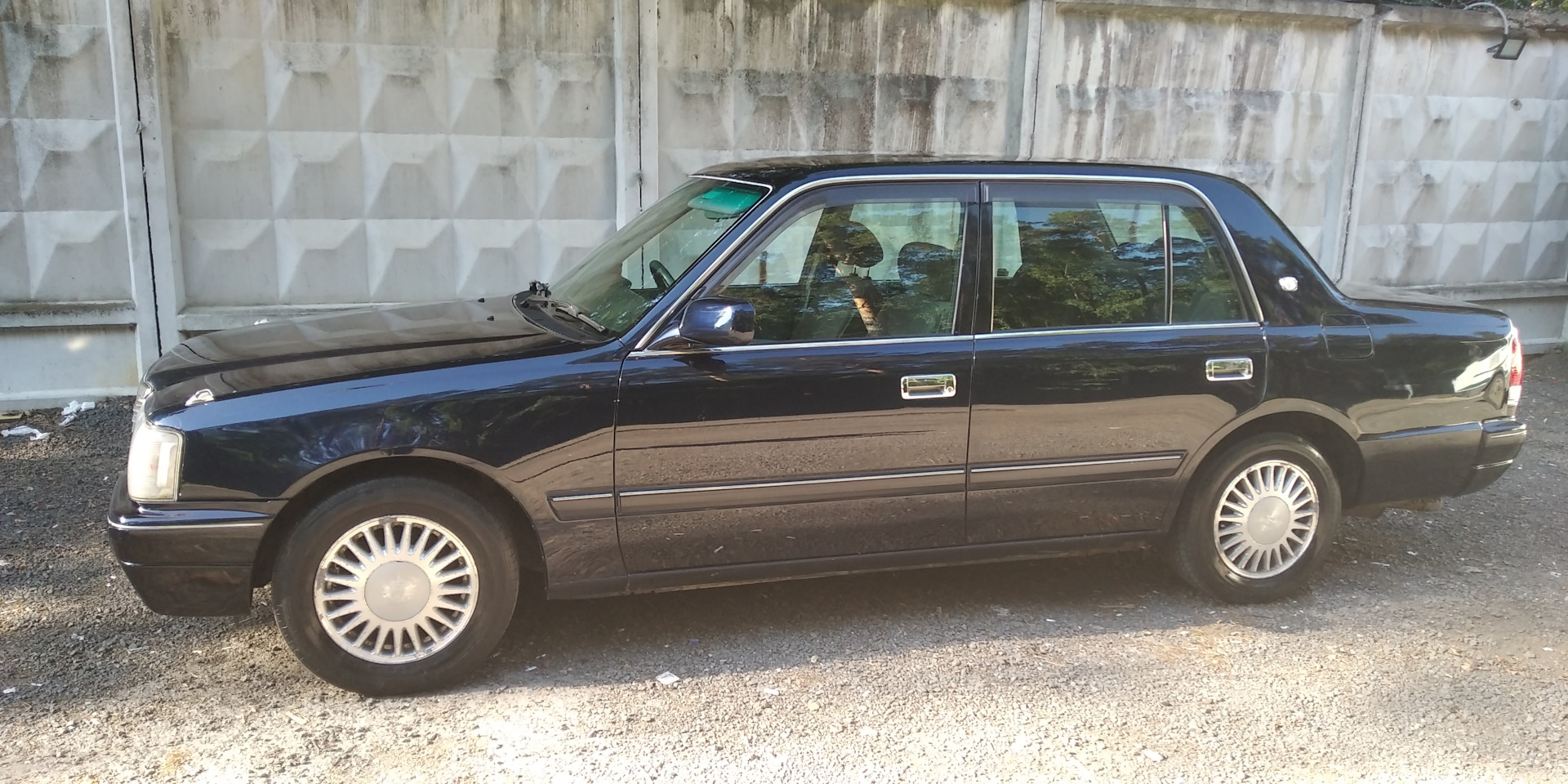 Первые фото и первый детейлинг — Toyota Crown Comfort, 2 л, 2003 года ...