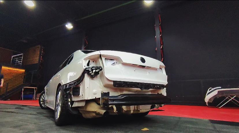 Изменение цвета TeckWrap DS04G Azure Maya Blue — Volkswagen Jetta VI, 1 ...