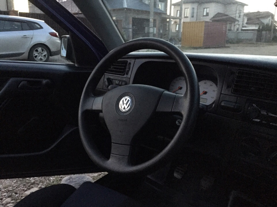 Руль от Passat B6 — Volkswagen Golf Mk3, 1,6 л, 1997 года | стайлинг ...