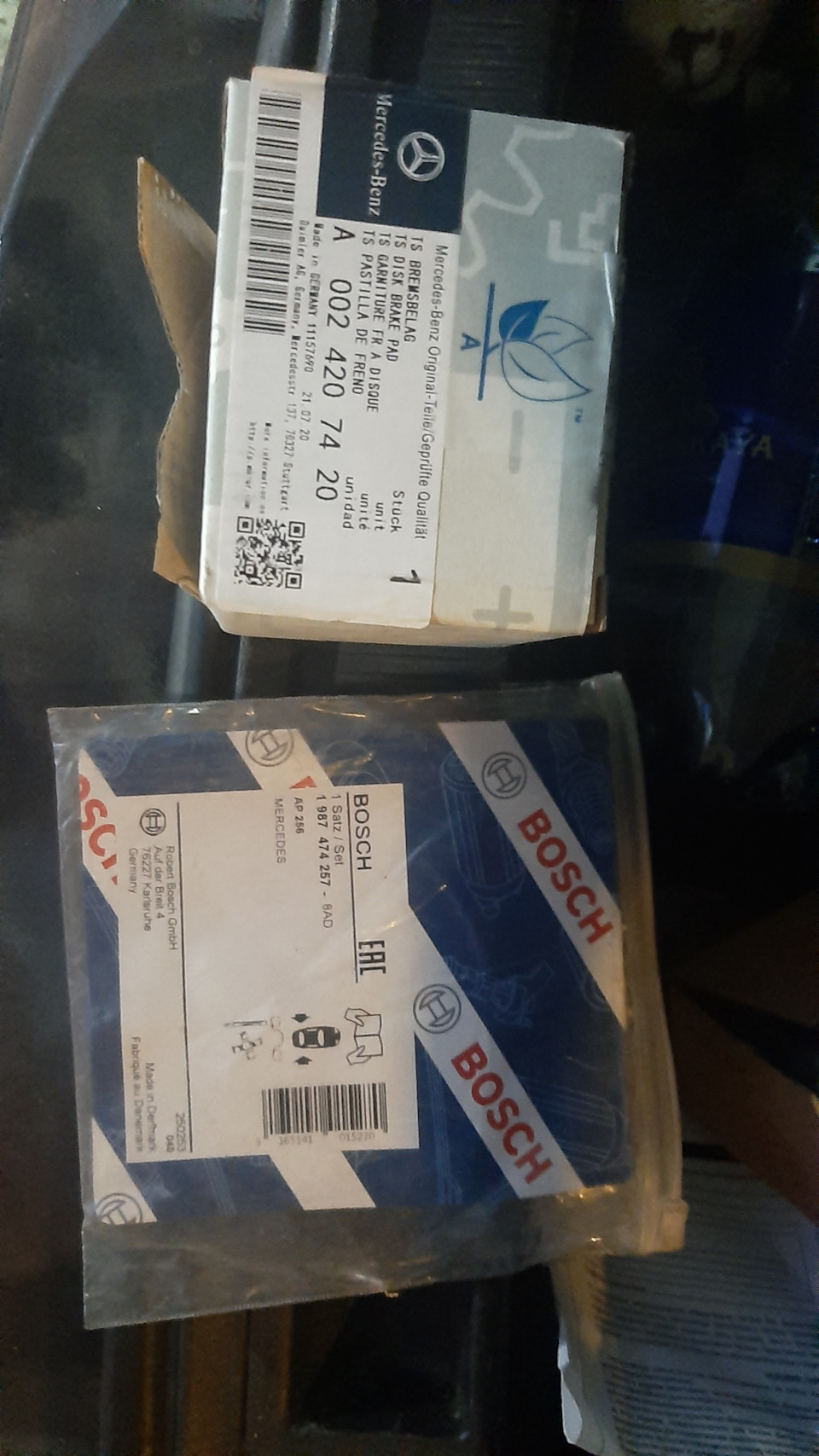 Замена задних колодок — Mercedes-Benz CLK (W209), 1,8 л, 2003 года ...