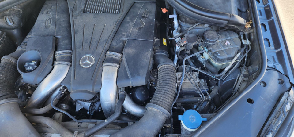 Подтекает ОЖ — Mercedes-Benz GL-Class (X166), 4,6 л, 2013 года ...